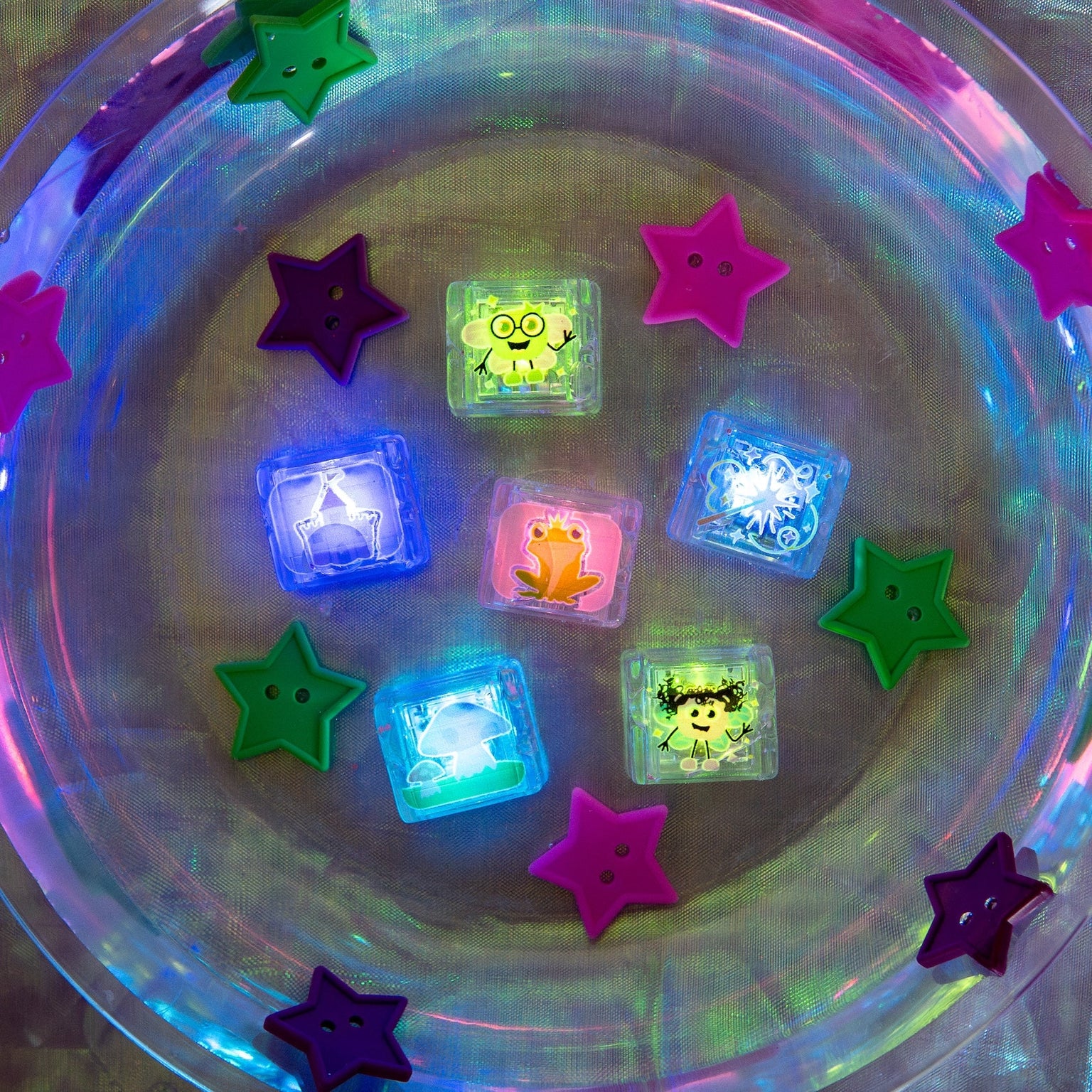 Glo Pals | Water Activated | Light-Up Cubes – Jellystone Designs
